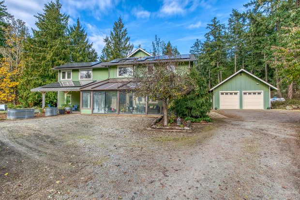 887 Laporte Road